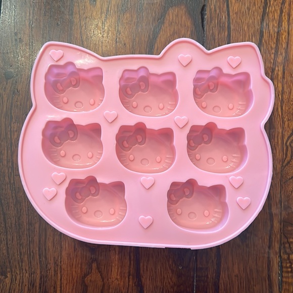Kitchen | Hello Kitty Chocolate Candy Cupcake Fondant Silicone Mold ...